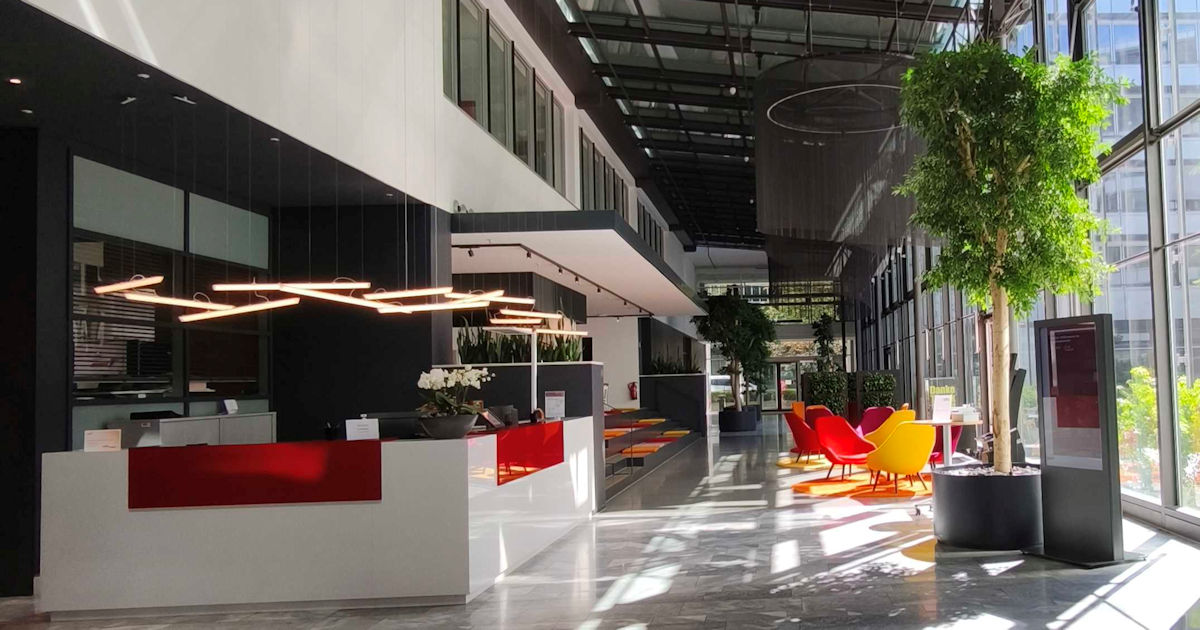 13.10.2025 Esri Deutschland eröffnet neuen Standort in Stuttgart | Esri ...